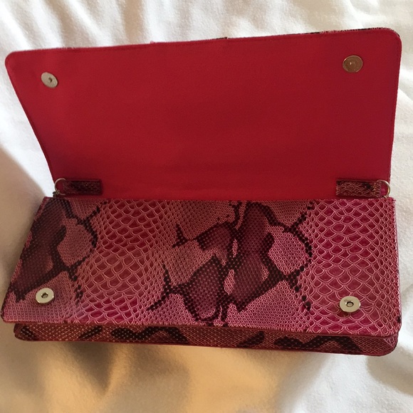 Daisy Fuentes | Bags | Brand New No Tags Pink Clutchwallet Handbag ...